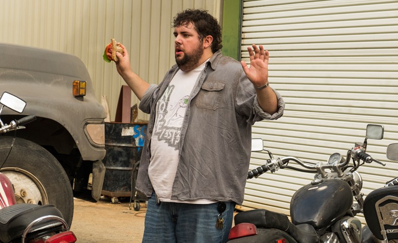 Daryl's Actions in the Mid-Season Finale Could Mean Disaster For ...