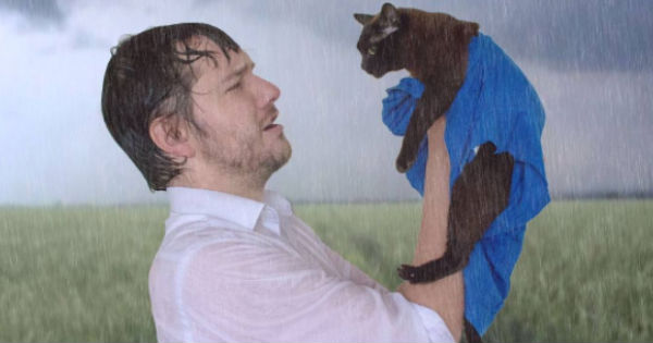 See If You Can Guess Which Movies This Guy and His Cat Are Recreating ...