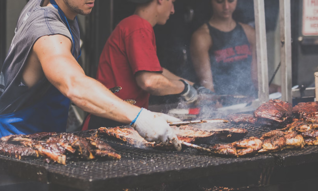 'I got it in writing': Manager demands BBQ cook clock-out early to cut ...