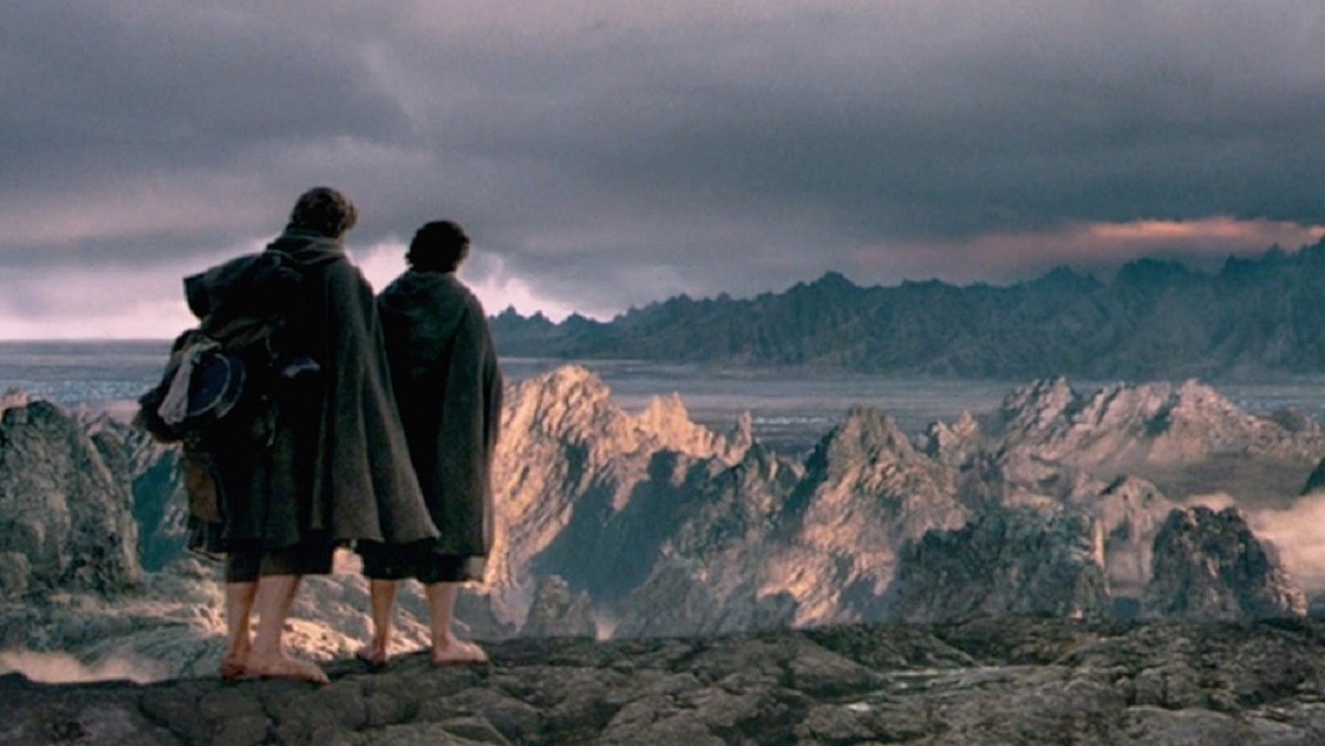 A gamer just recreated Frodo’s entire journey from The Shire to Mordor - in real time - Geek ...