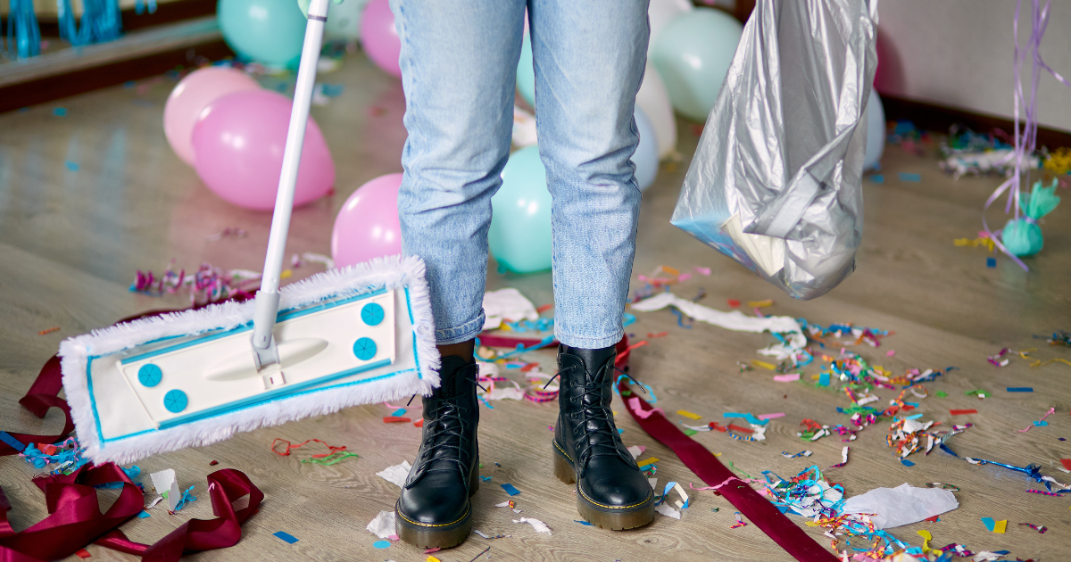 'Never overstay your welcome': Couple reverse guilt-trips their ...