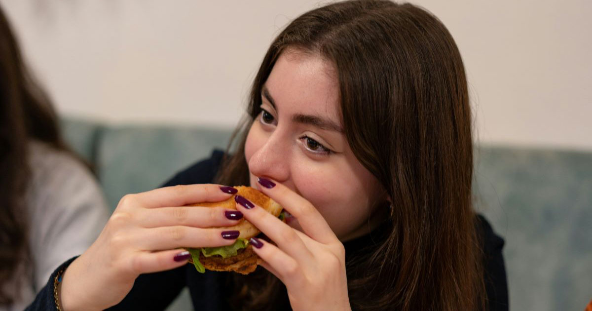 Extended family sneaks bacon grease and other meats into their teenage vegetarian family member ...