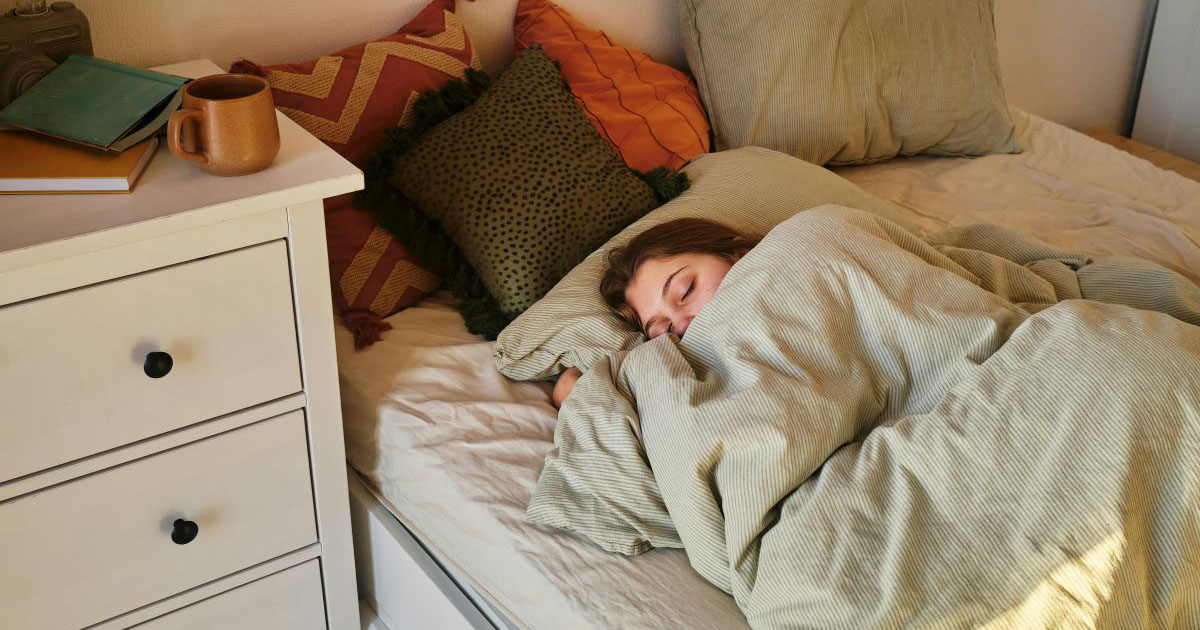 Student athlete sleeps through her constant morning alarms from 4:30 AM ...