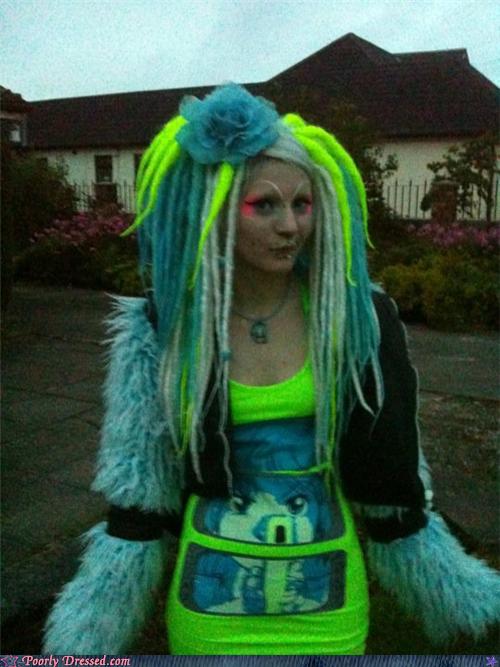 Poorly Dressed - dreadlocks - fashion fail - Cheezburger