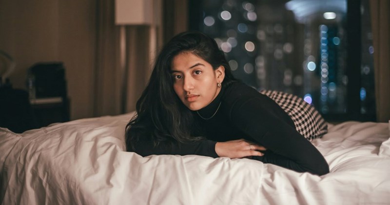 Freeloading 38-year-old flips out after consultant girlfriend refuses ...