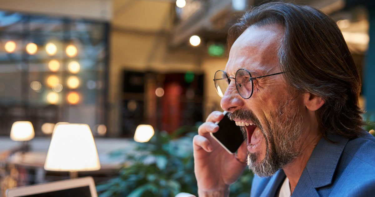 Entitled customer berates delivery driver for being 20 minutes late on ...