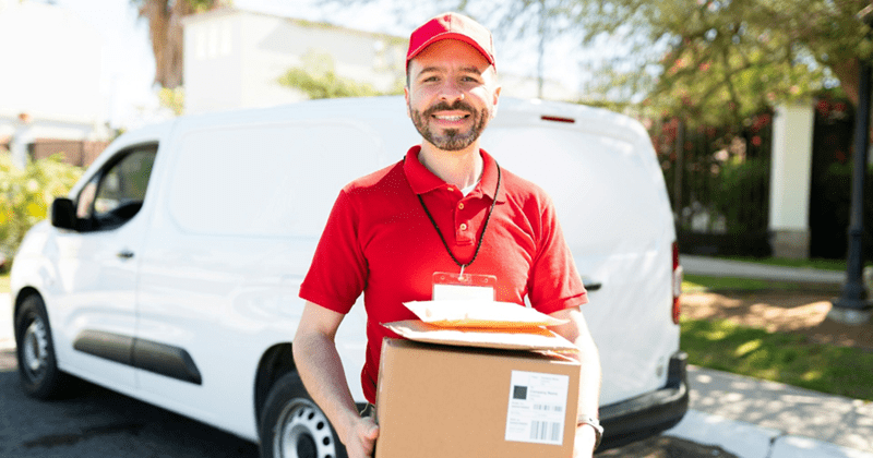 Customer gives delivery driver snack and bottle of water, faces ...