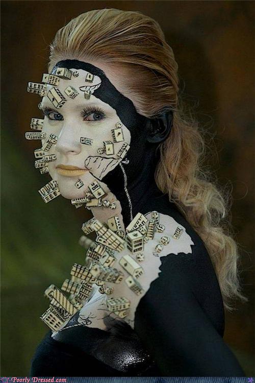 Poorly Dressed - body paint - fashion fail - Cheezburger