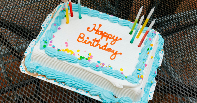 Manager Skips Work After Co-manager Insists They Buy 3 $60 Cakes for ...