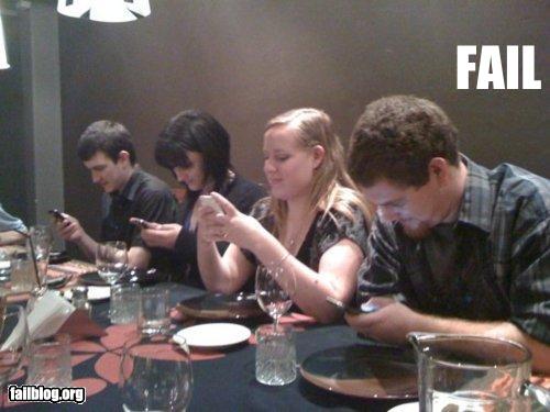 Family Dinner FAIL - FAIL Blog - Funny Fails