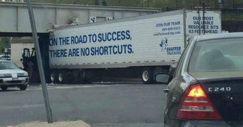 15 Moments of Failure Ranging from “Darn” To “WHOA” - FAIL Blog - Funny ...