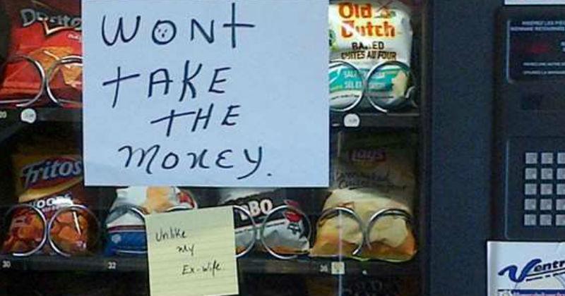 18 Sloppy Vending Machines That Failed To Do Their Job - FAIL Blog ...