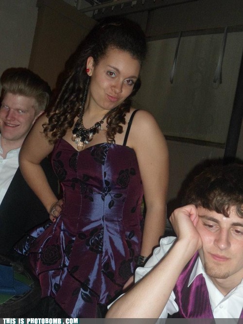 Creeping Your Way Into the Prom - Photobombs - photobomb that guy