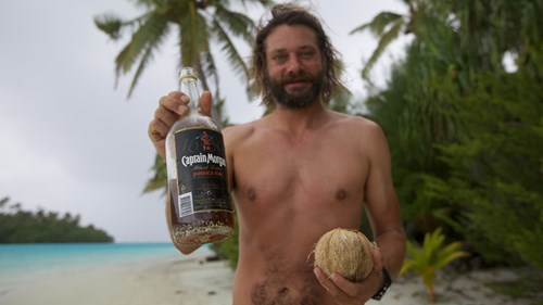 This Castaway Has the Right Idea - After 12 - funny pictures, party ...