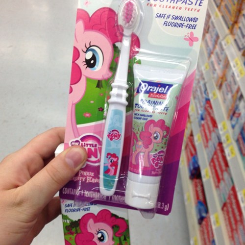 Pinkie Likes Sweets and Dental Hygiene - My Little Brony - my little ...
