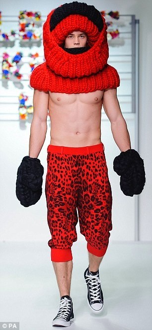 Poorly Dressed - Page 6 - fashion fail - Cheezburger