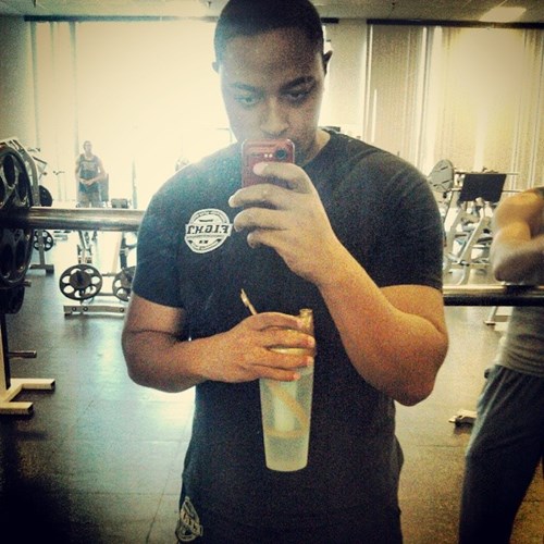 Partial Musclebomb - Photobombs - photobomb that guy