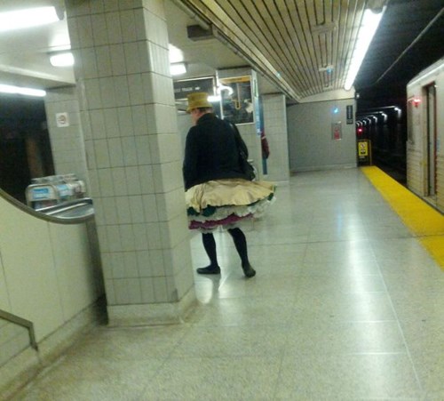 Poorly Dressed - Page 8 - fashion fail - Cheezburger