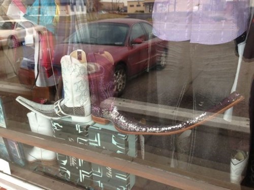 Poorly Dressed - cowboy boots - fashion fail - Cheezburger