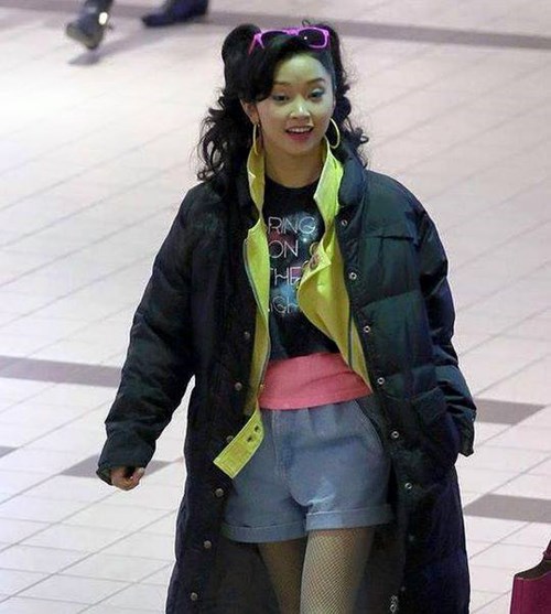 Jubilee Is Rocking A Classic Look in Her X-Men: Apocalypse Set Photo ...
