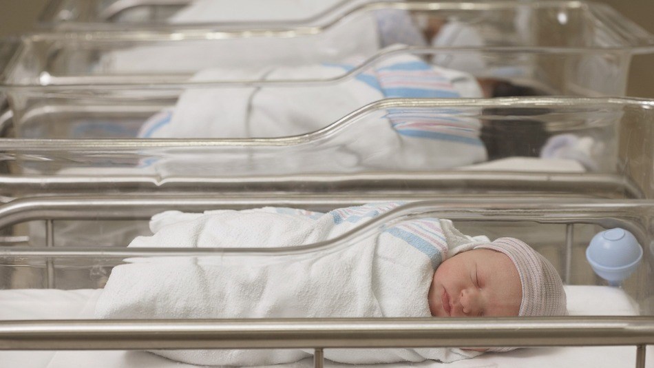 54 Year Old Texas Woman Gives Birth To Her Granddaughter Through