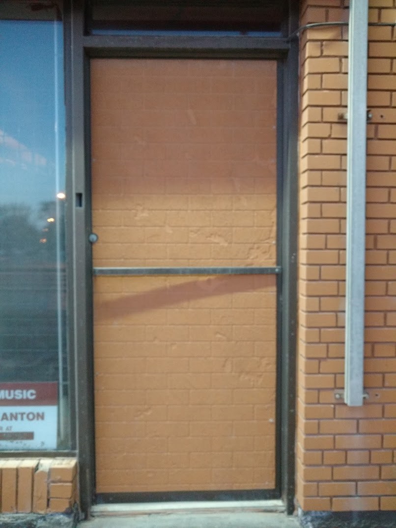 This is Not a Push or Pull Option, Is It? - FAIL Nation - Vintage FAILs ...