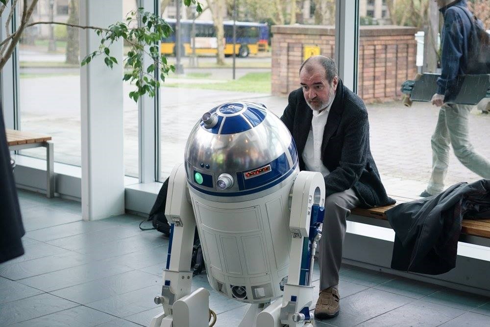 Friends of R2-D2 Creator Tony Dyson Are Raising Money for His Funeral ...