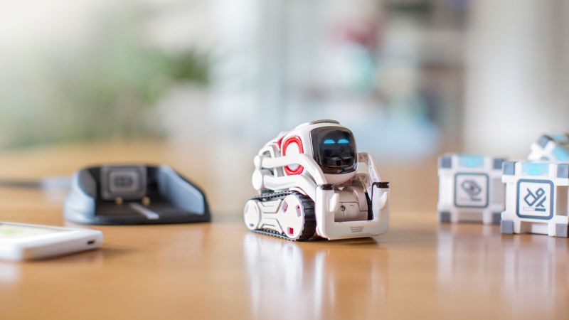 This Cute Little Robot Companion's the Real Life Version of WALL-E ...