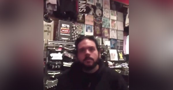 Job of the Day: Hot Topic Employee Deserves a Medal for Dealing with ...